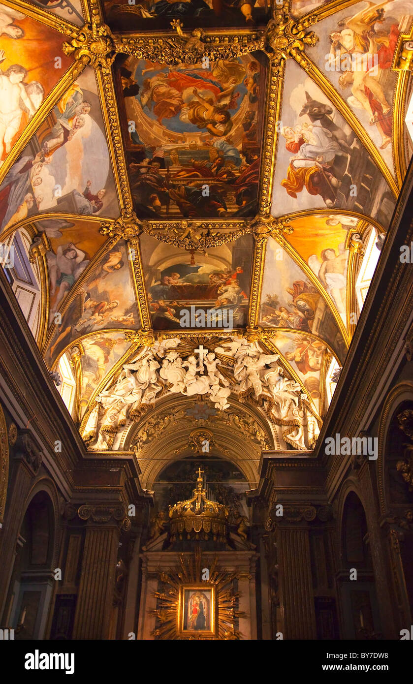 Ceilings paintings hi-res stock photography and images - Alamy