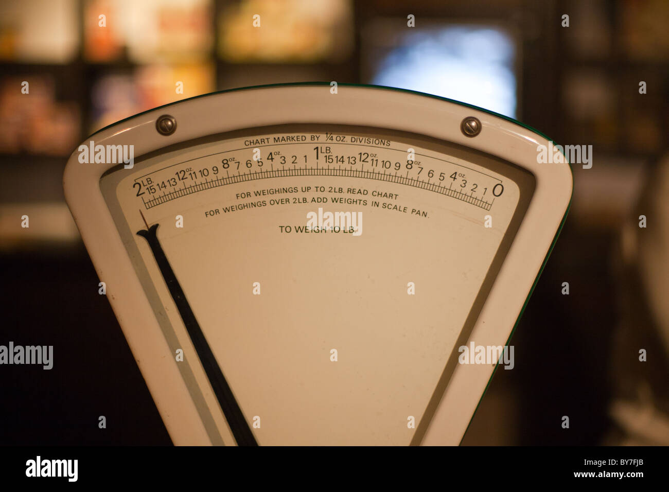 Scale fruit oz hi-res stock photography and images - Alamy