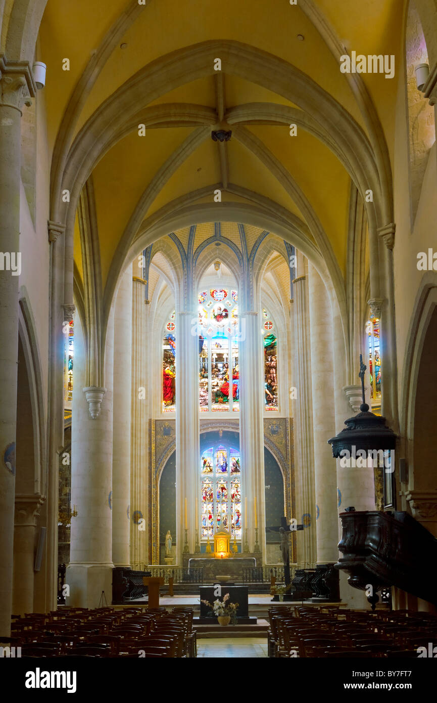 Sainte madeleine church hi-res stock photography and images - Alamy