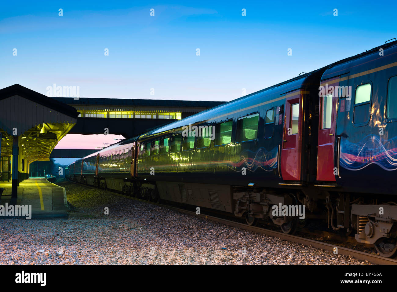 Train traveling rail railway station hi-res stock photography and ...