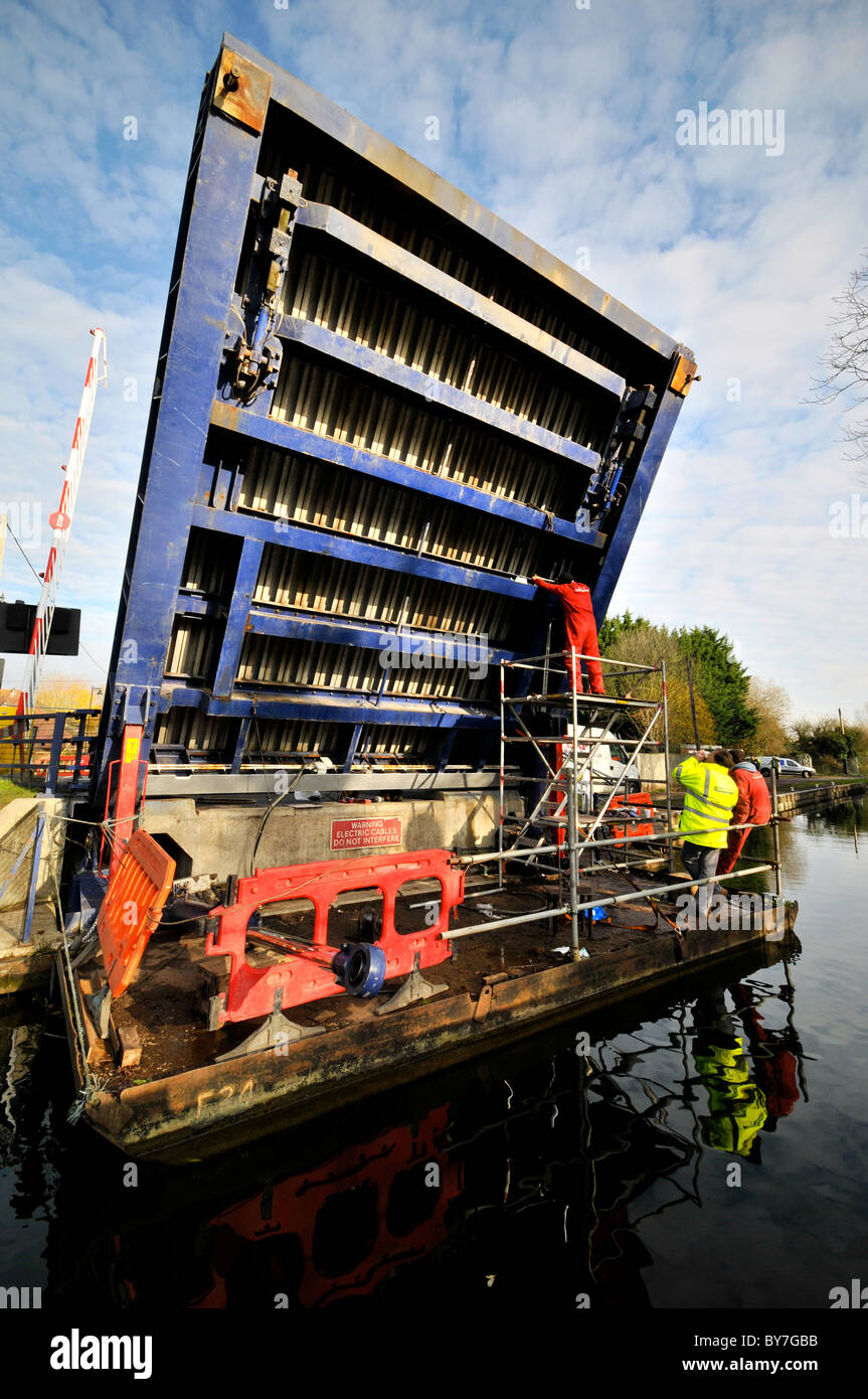 Padworth lock hi-res stock photography and images - Alamy