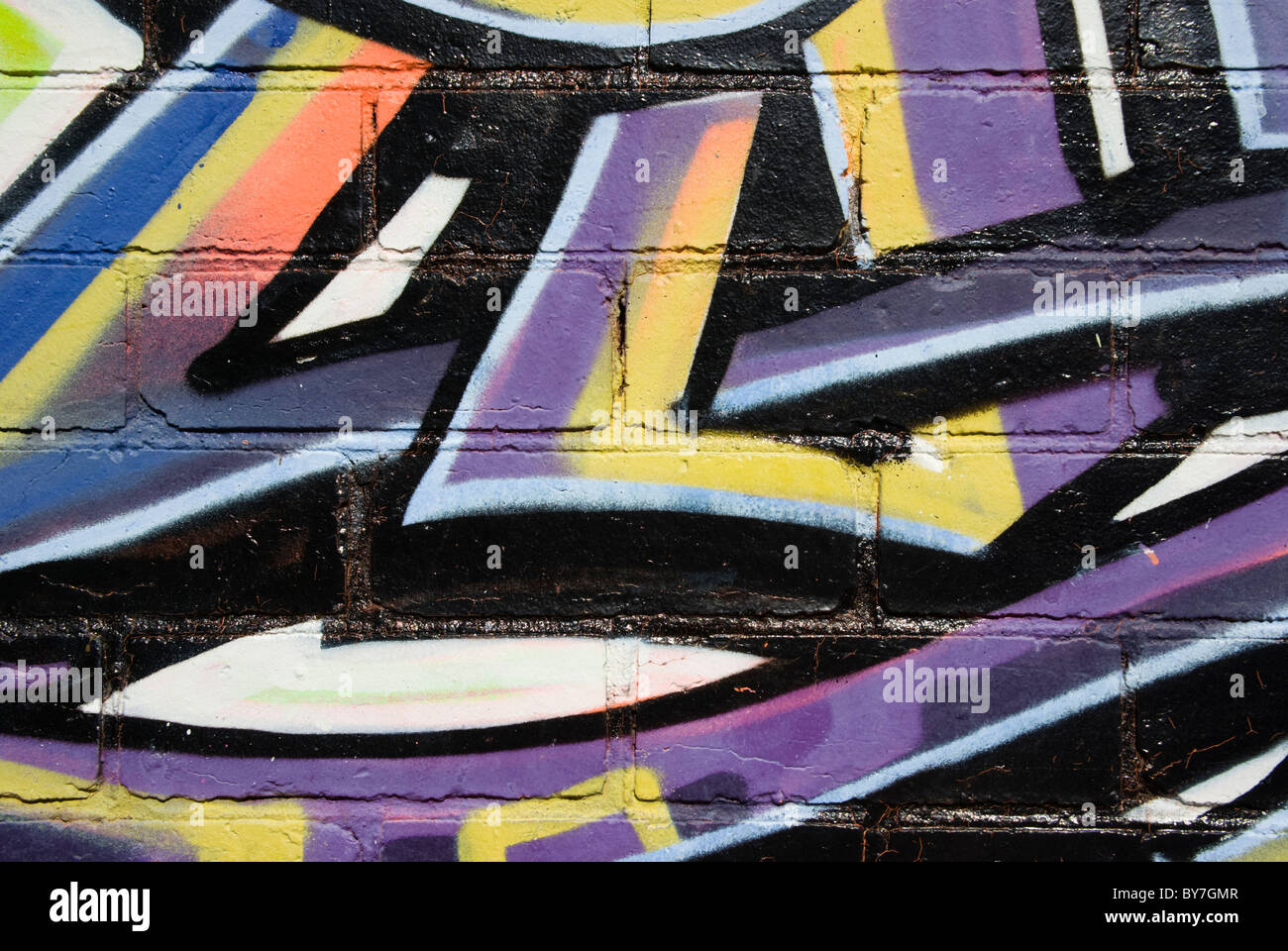 Purple graffiti hi-res stock photography and images - Alamy