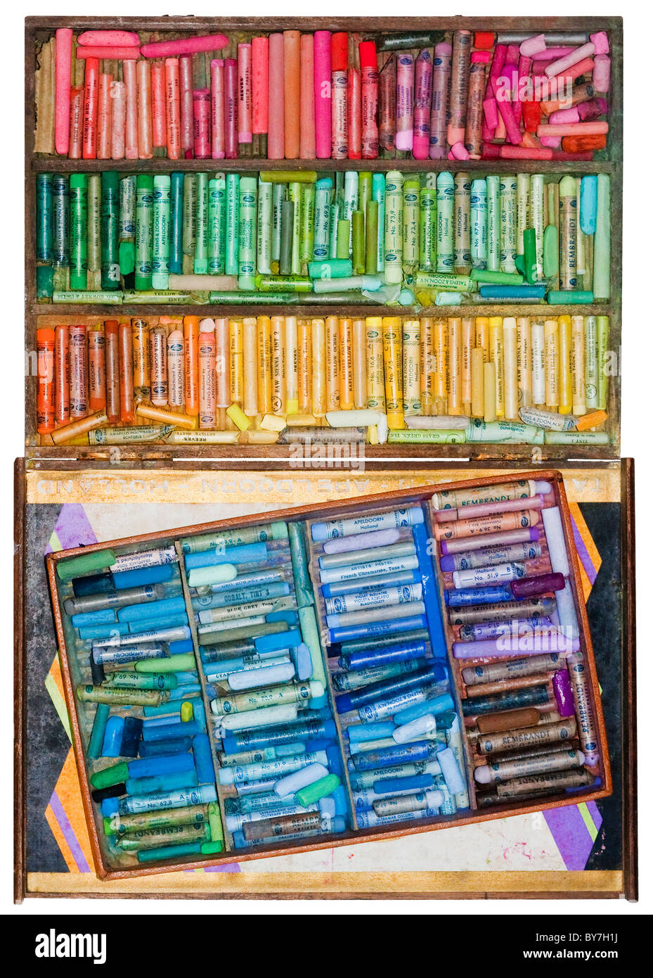 Old box of artist's Rembrandt soft pastels - France Stock Photo - Alamy