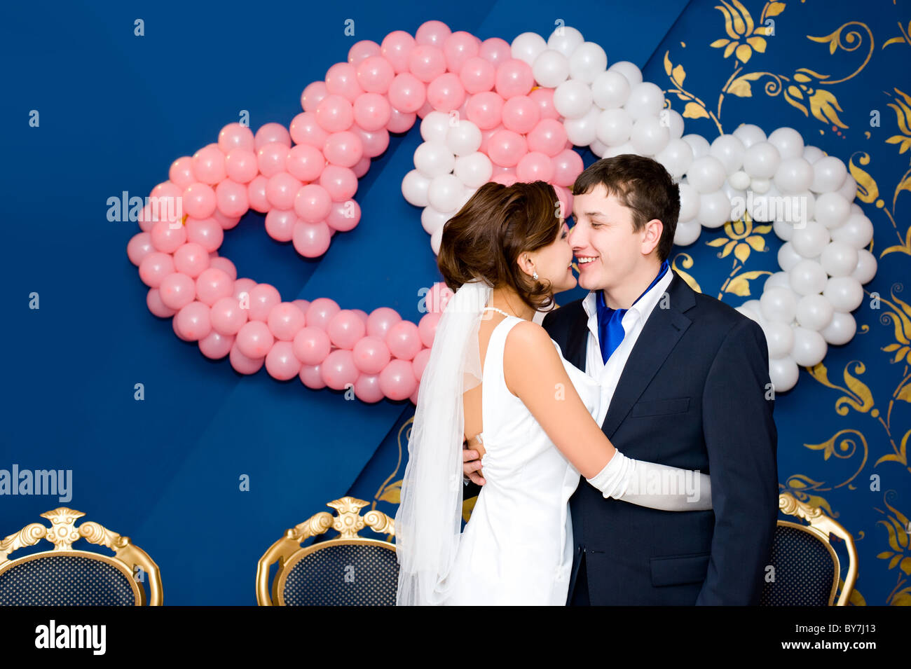 Young bride before wedding hi-res stock photography and images - Alamy
