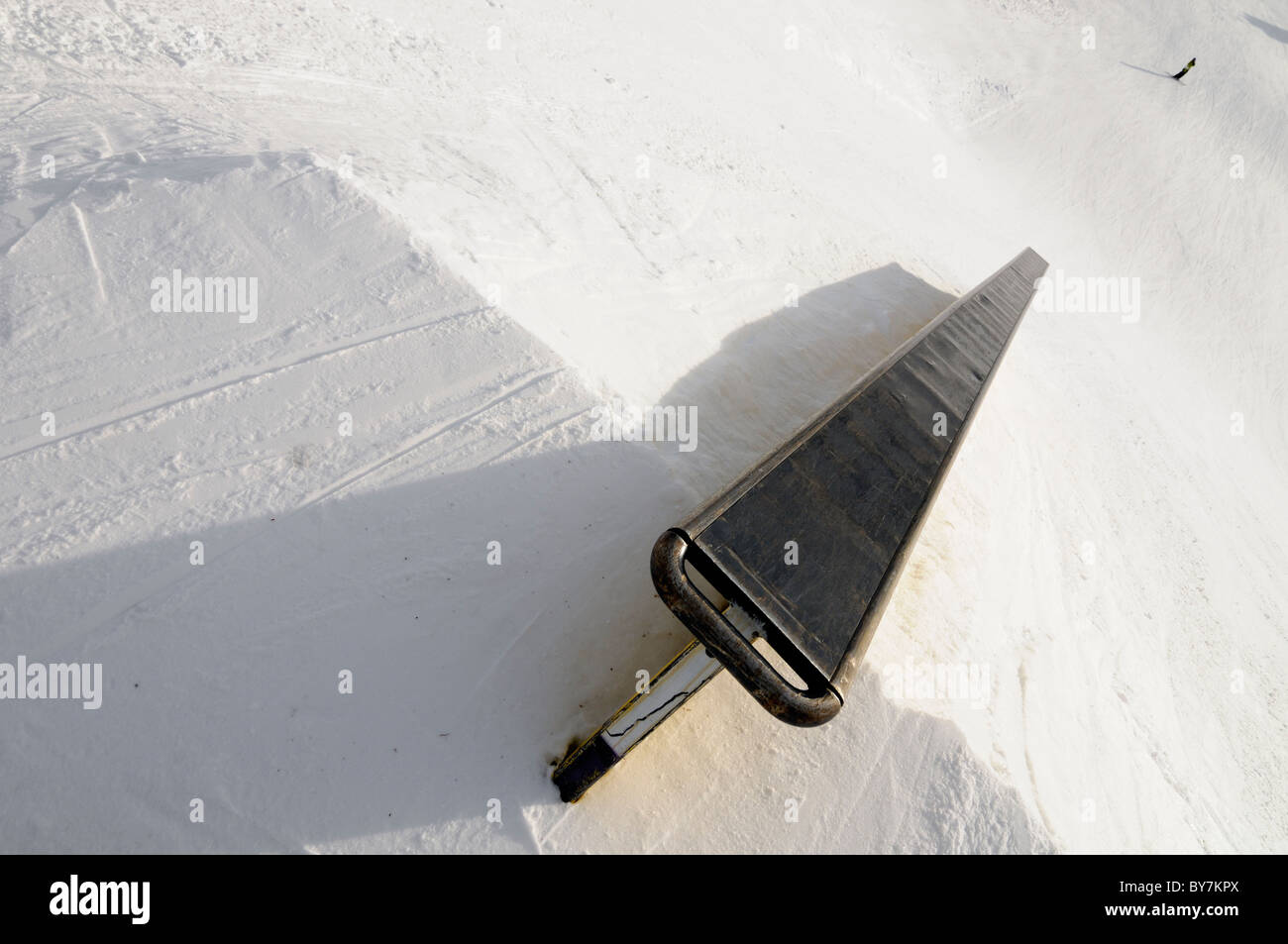 A snowboard grind in a Snowpark in Veriber, Switzerland Stock Photo - Alamy