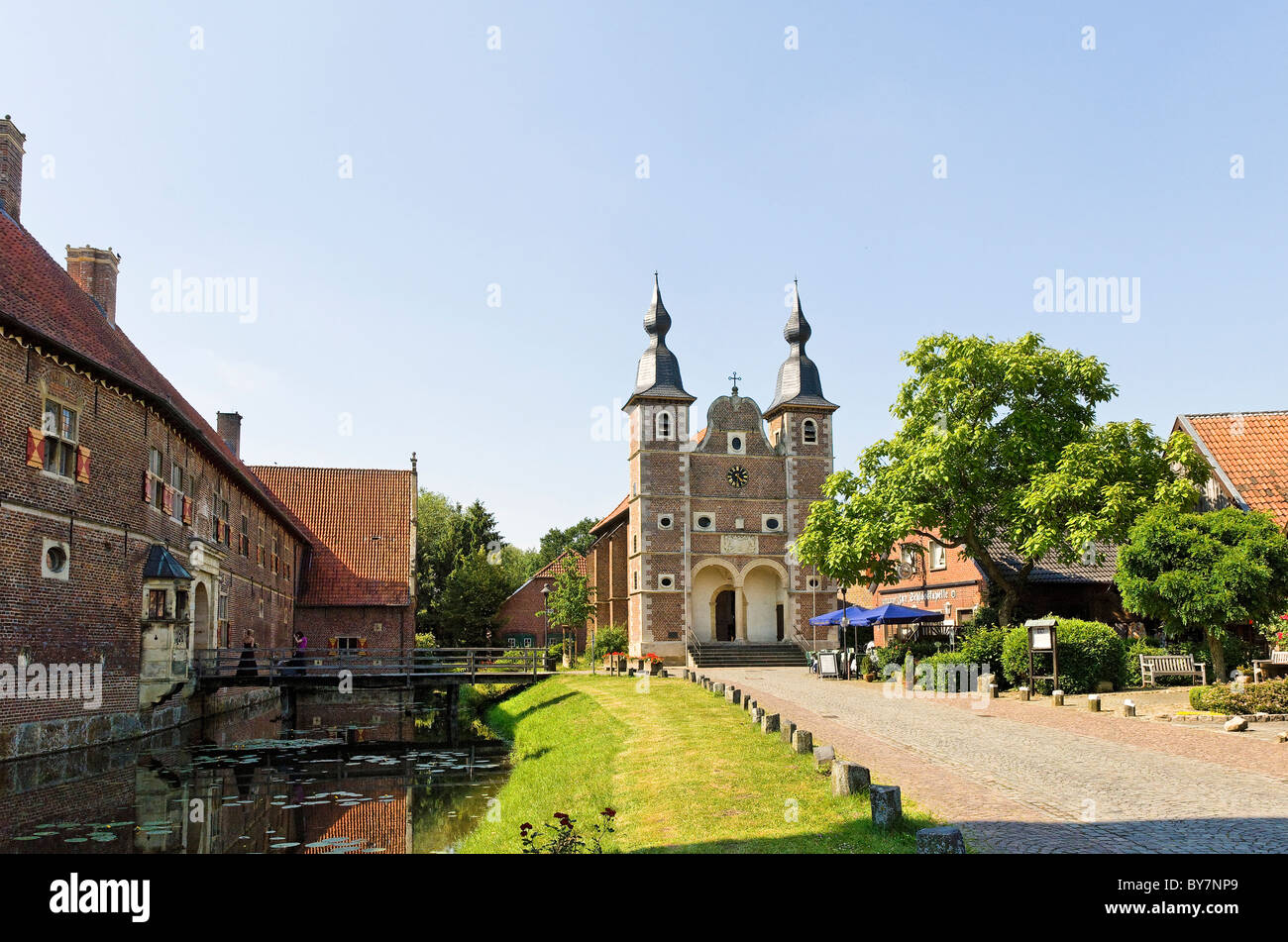 Schloss raesfeld hi-res stock photography and images - Alamy