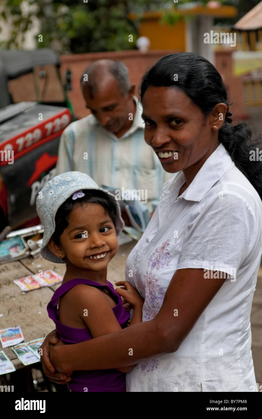 Family in Sri Lanka Stock Photo - Alamy