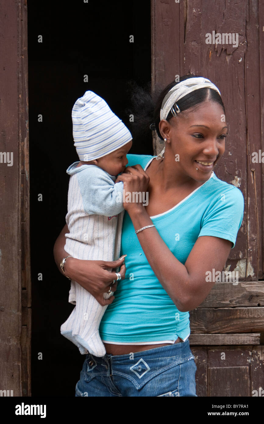 Cuban child hi-res stock photography and images - Alamy