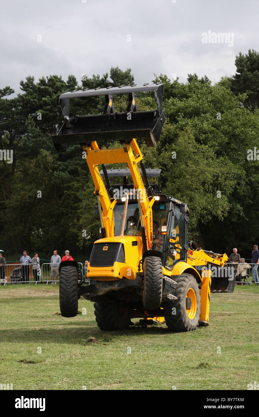 Jcb wheelie hi-res stock photography and images - Alamy