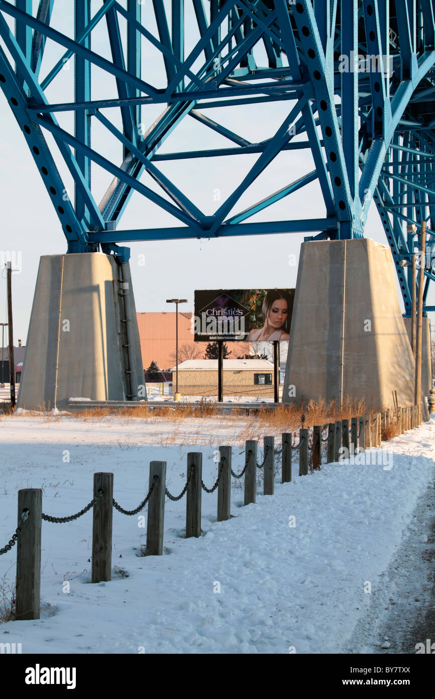 Cleveland ohio the flats hi-res stock photography and images - Alamy