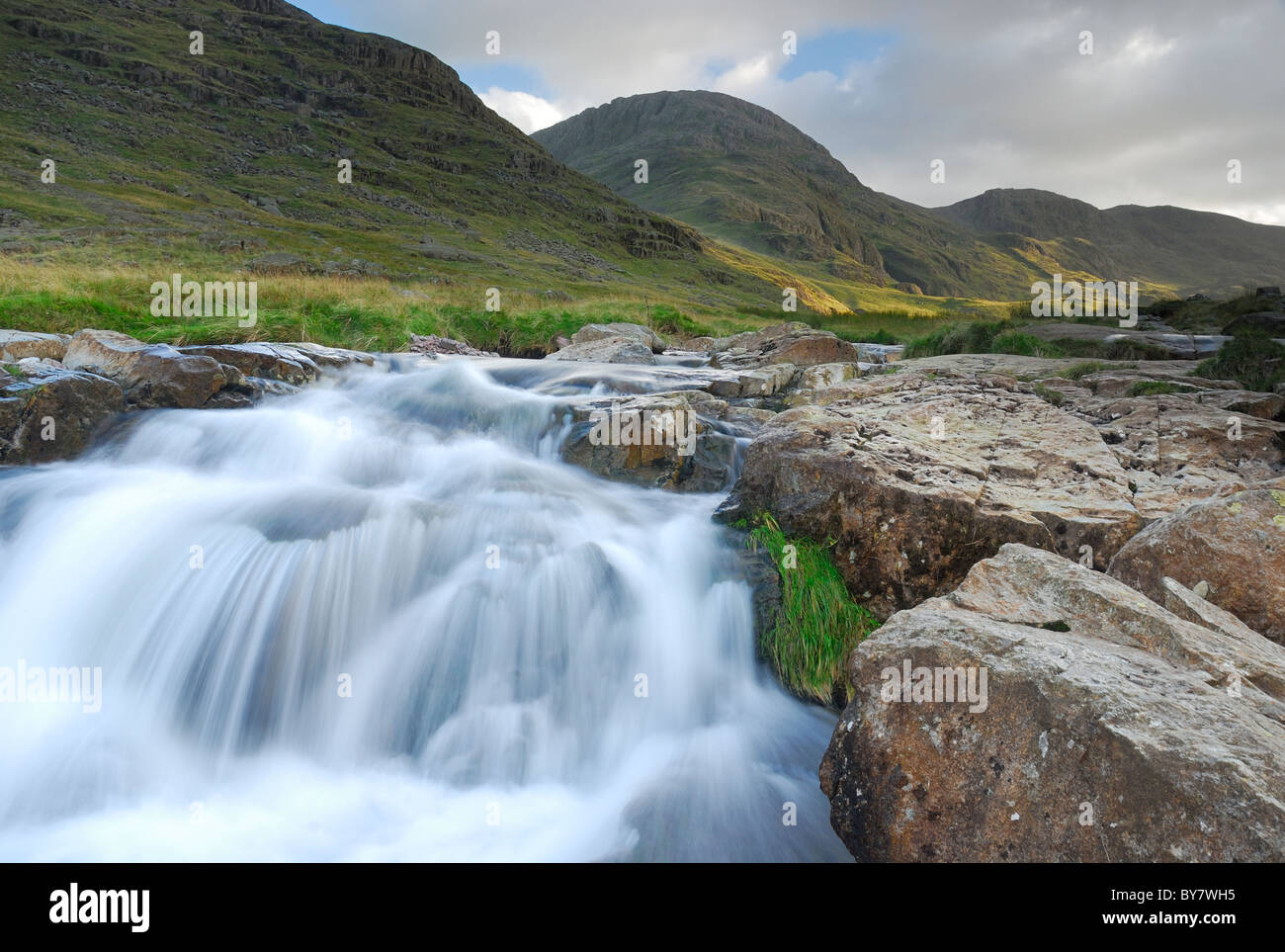 Scafell pike waterfall hi-res stock photography and images - Alamy