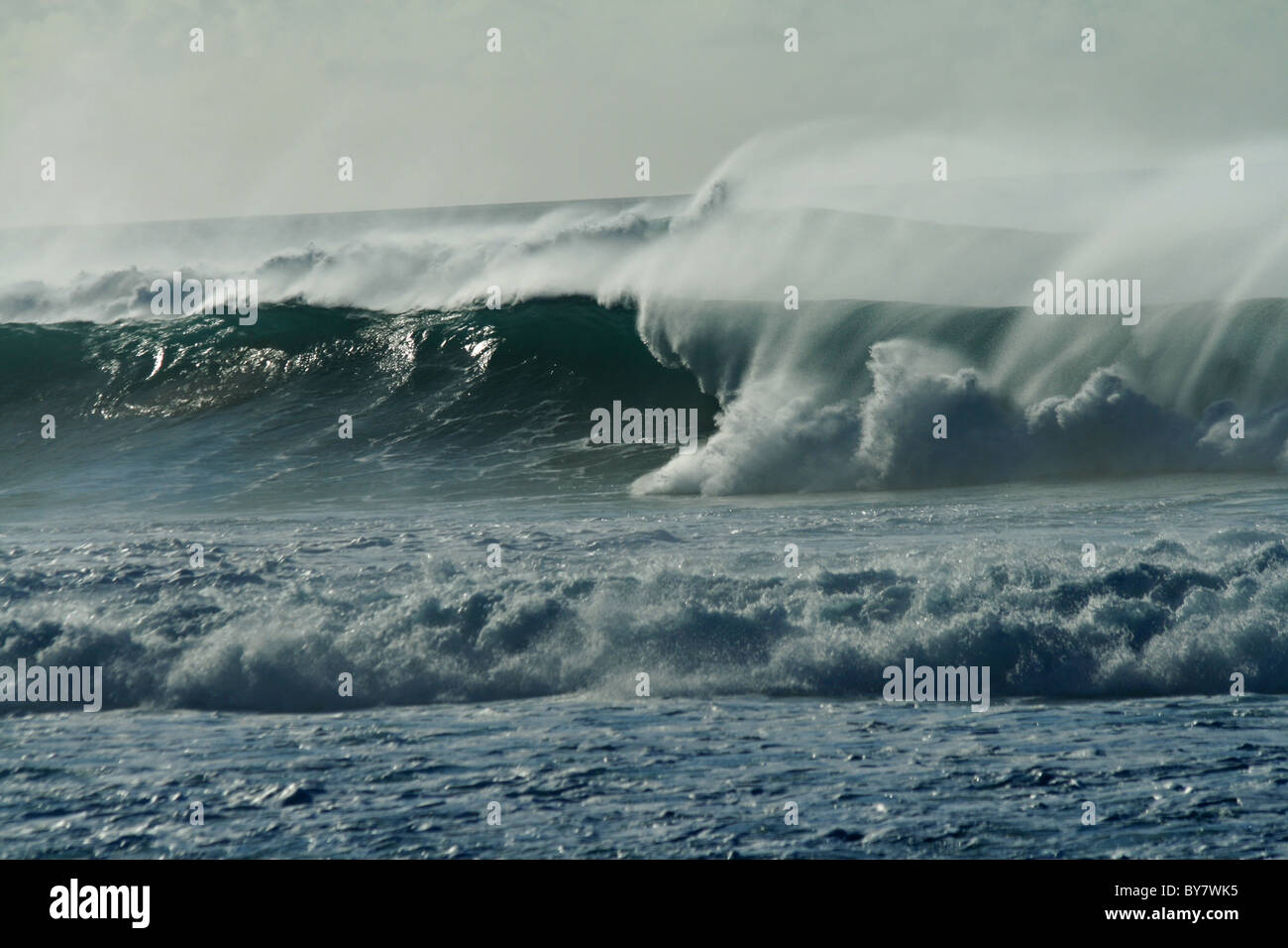 Banzai pipeline hi-res stock photography and images - Alamy