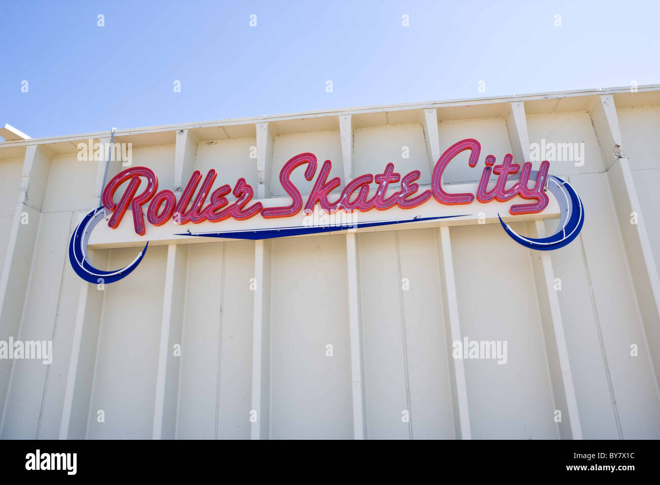 Skating rink indoor hi-res stock photography and images - Alamy