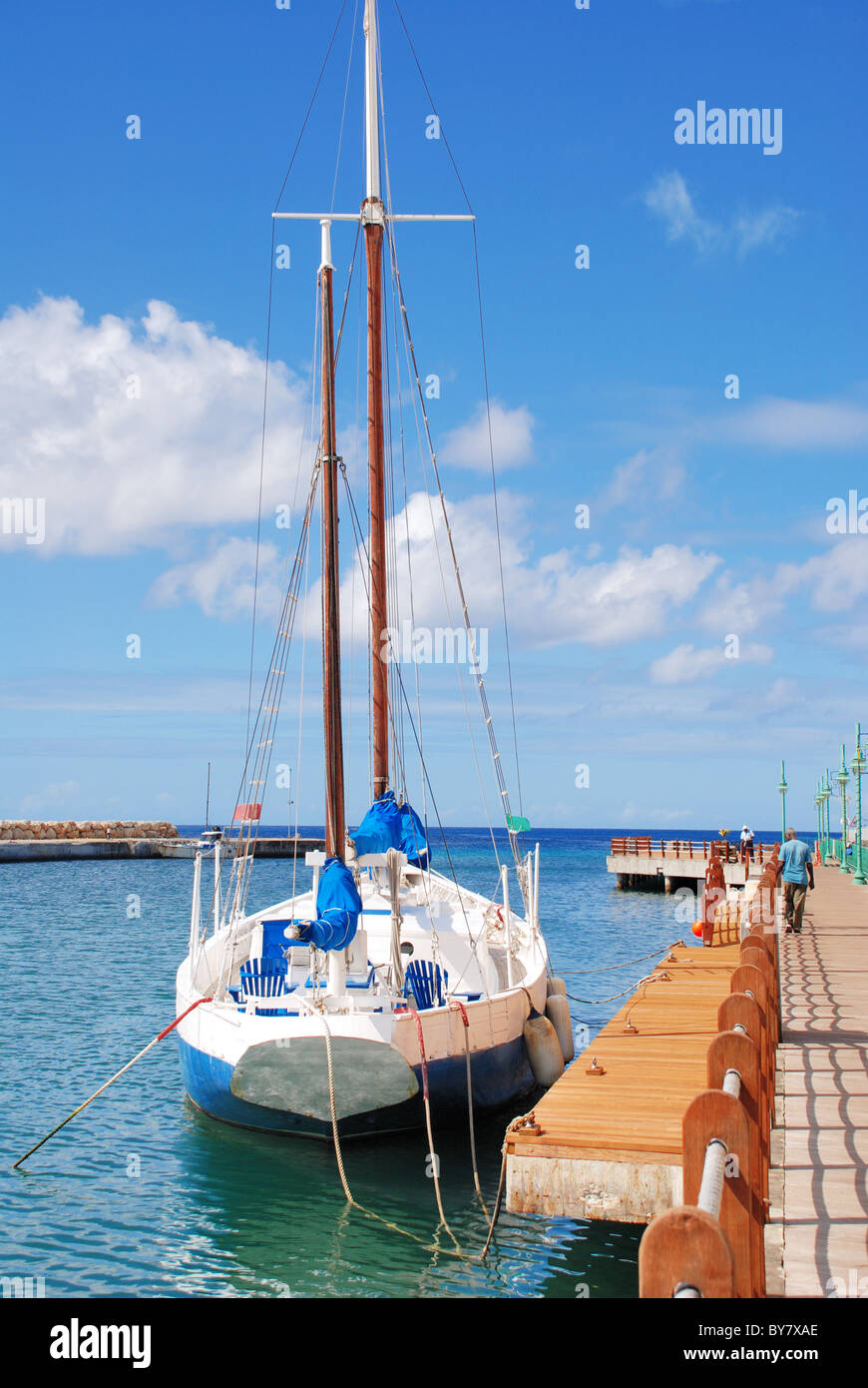 Bridgeport harbor hi-res stock photography and images - Alamy