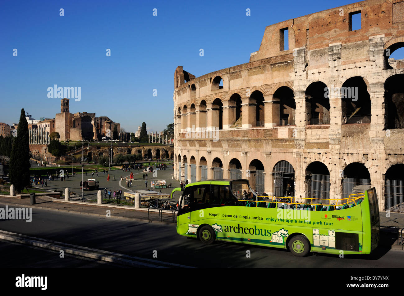 Rome tourist hi-res stock photography and images - Alamy