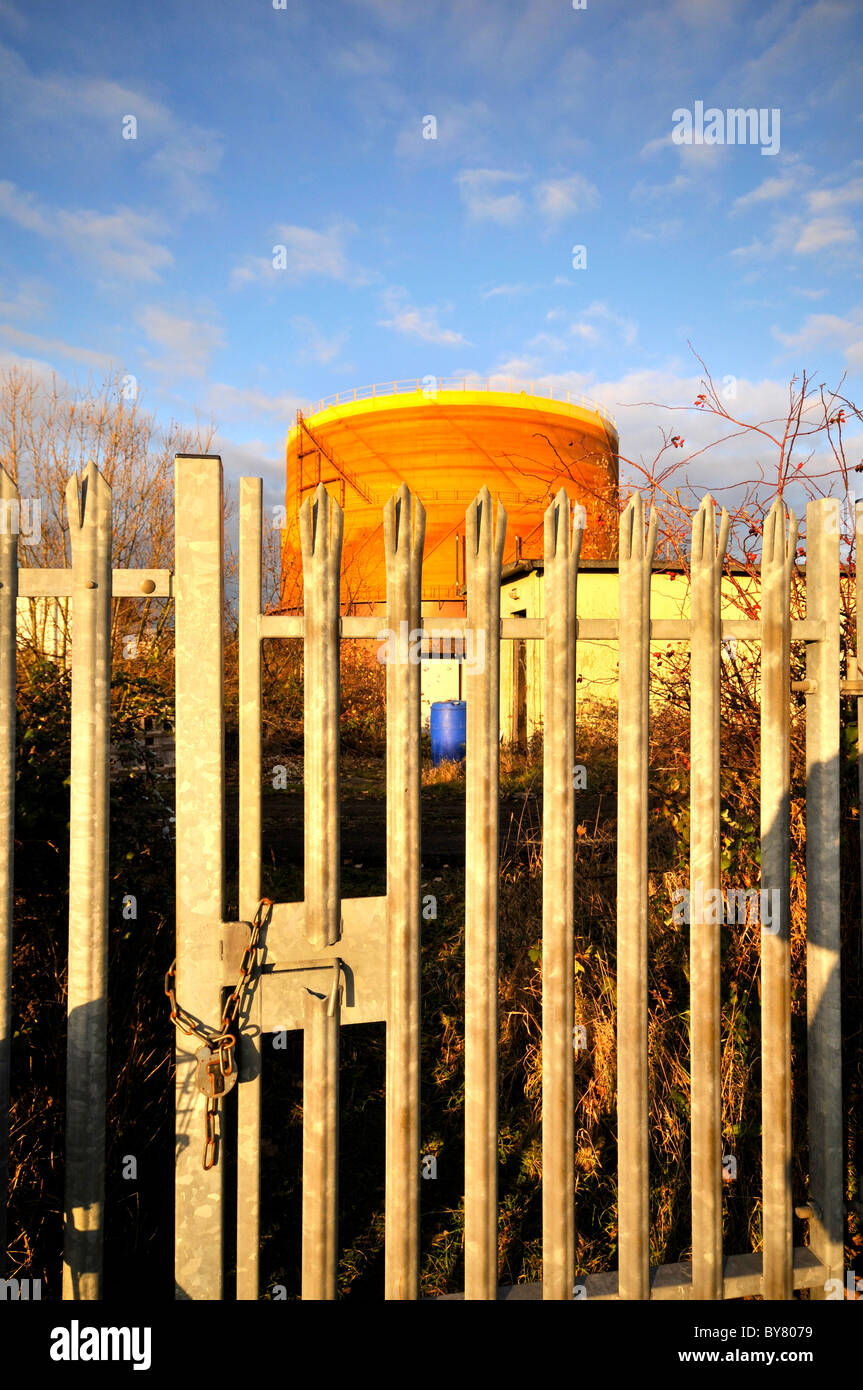 Gasometer Hambridge Road Newbury Berkshire UK Stock Photo - Alamy