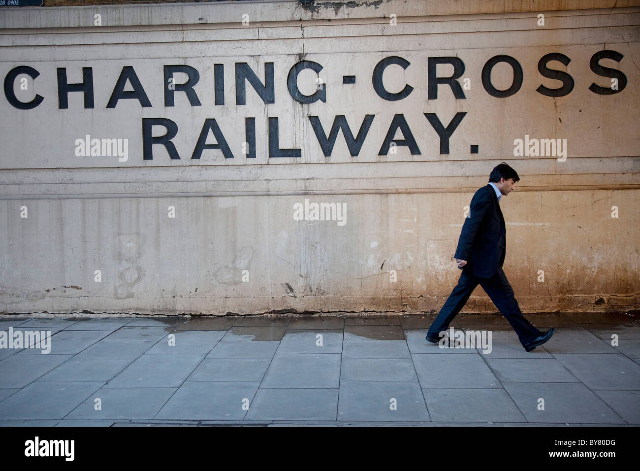 Old charing cross hi-res stock photography and images - Alamy