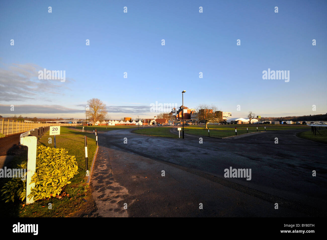 Newbury Racecourse Berkshire UK Stock Photo - Alamy
