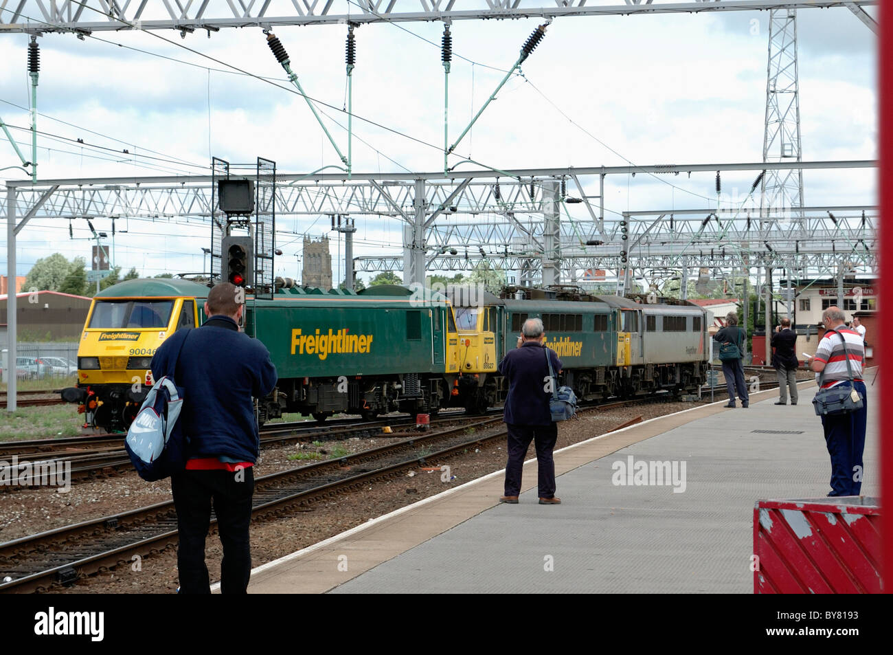 Train Spotters Uk High Resolution Stock Photography and Images - Alamy
