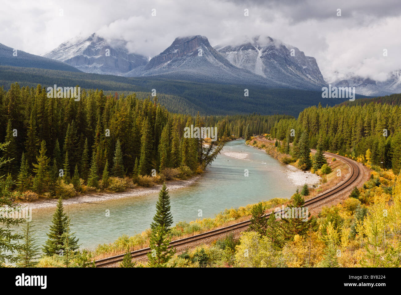 A train passes through the Morant's Curve in Bow Valley Parkway with ...