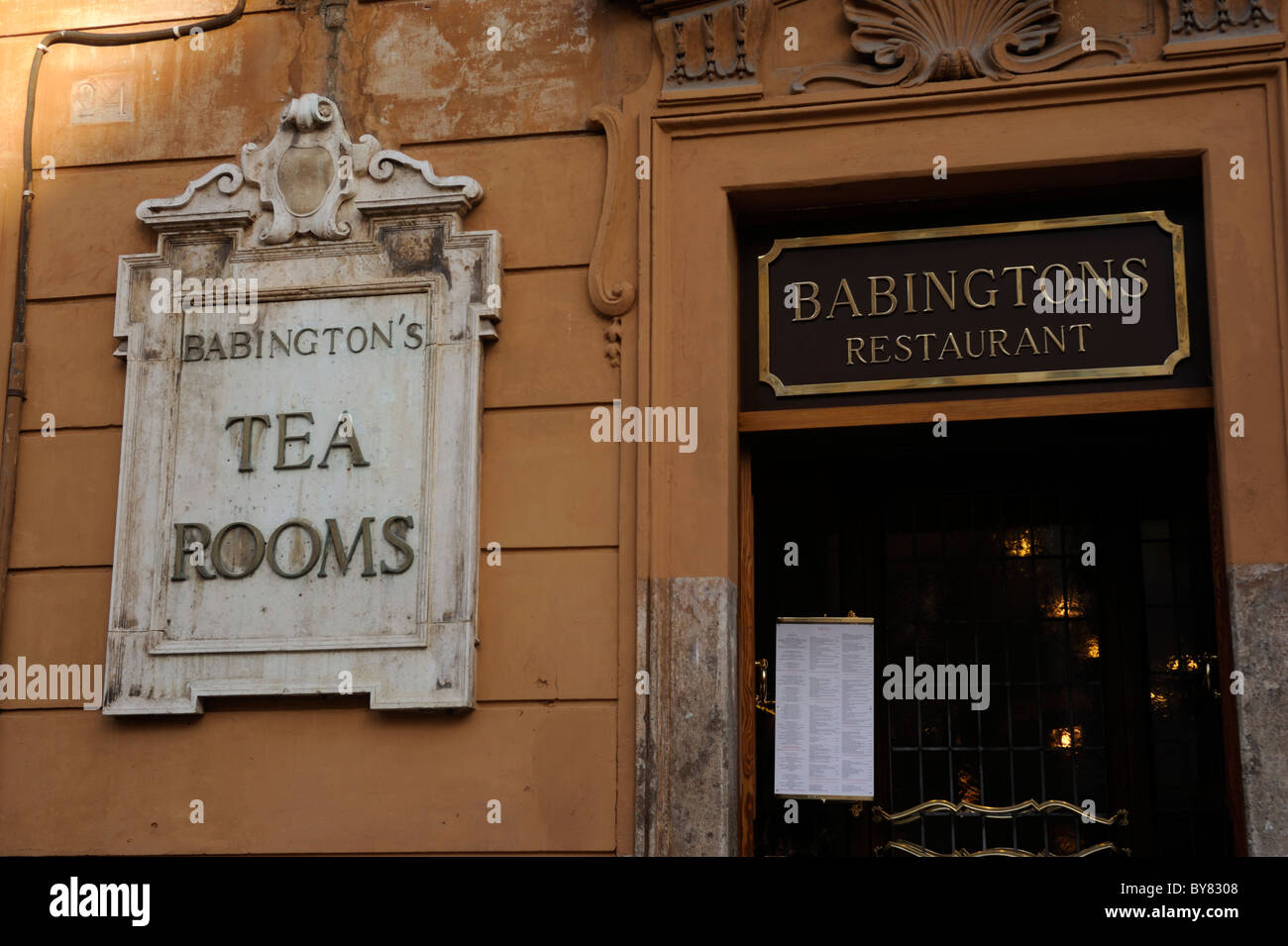 Italy, Rome, Piazza di Spagna, Babington's tea room Stock Photo - Alamy