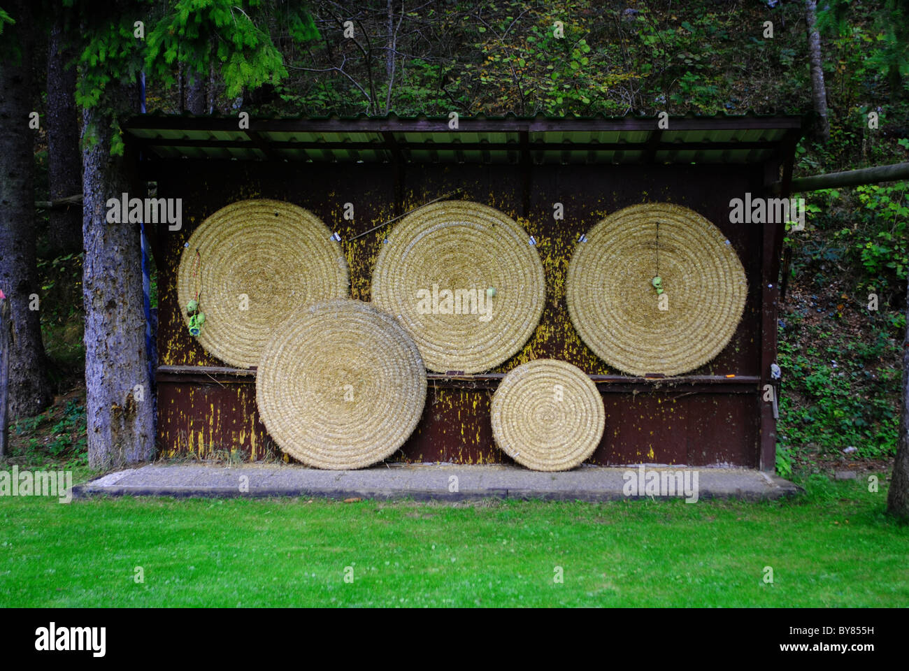 Arch bow arrow hi-res stock photography and images - Alamy