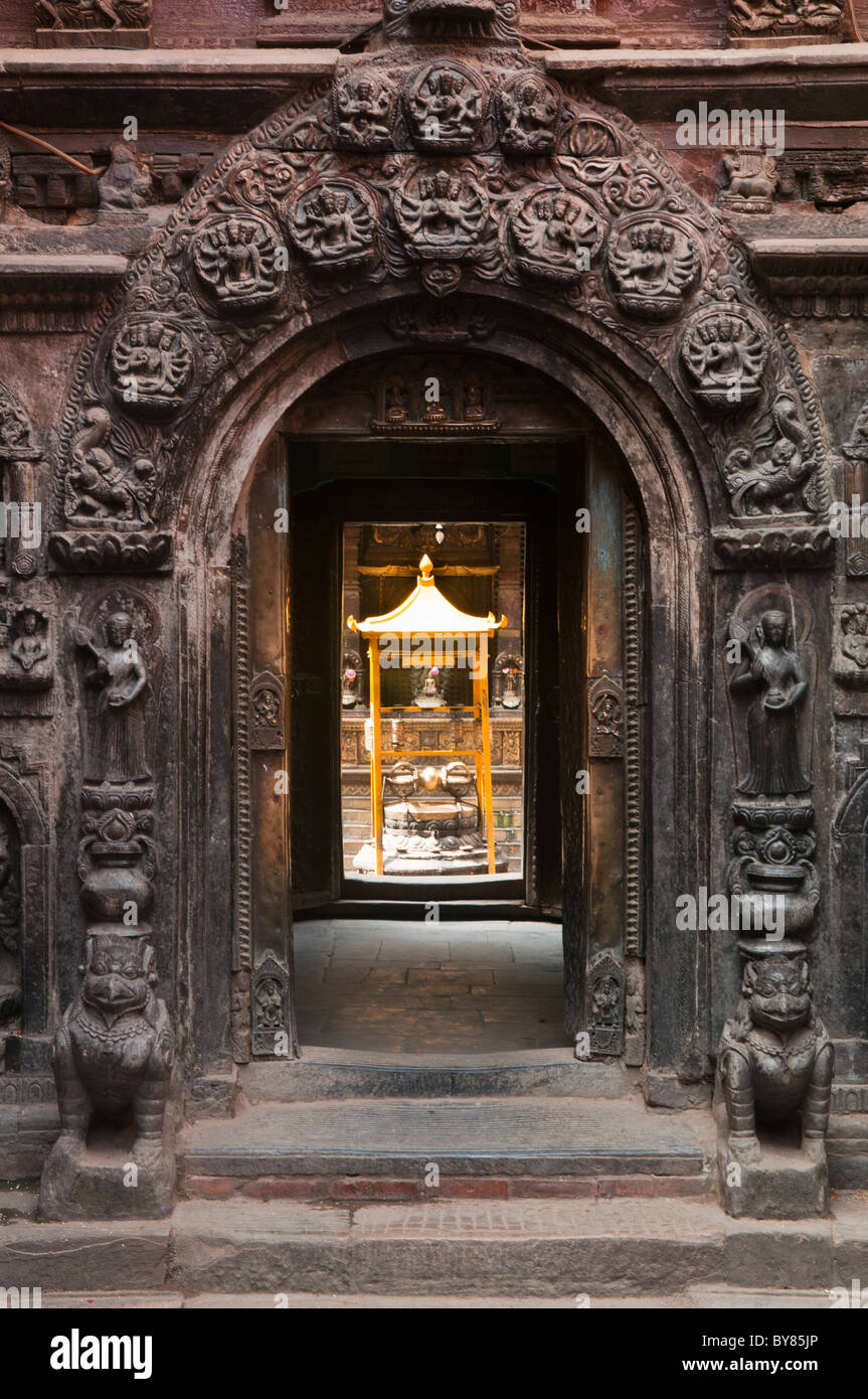 Patan temple hi-res stock photography and images - Alamy