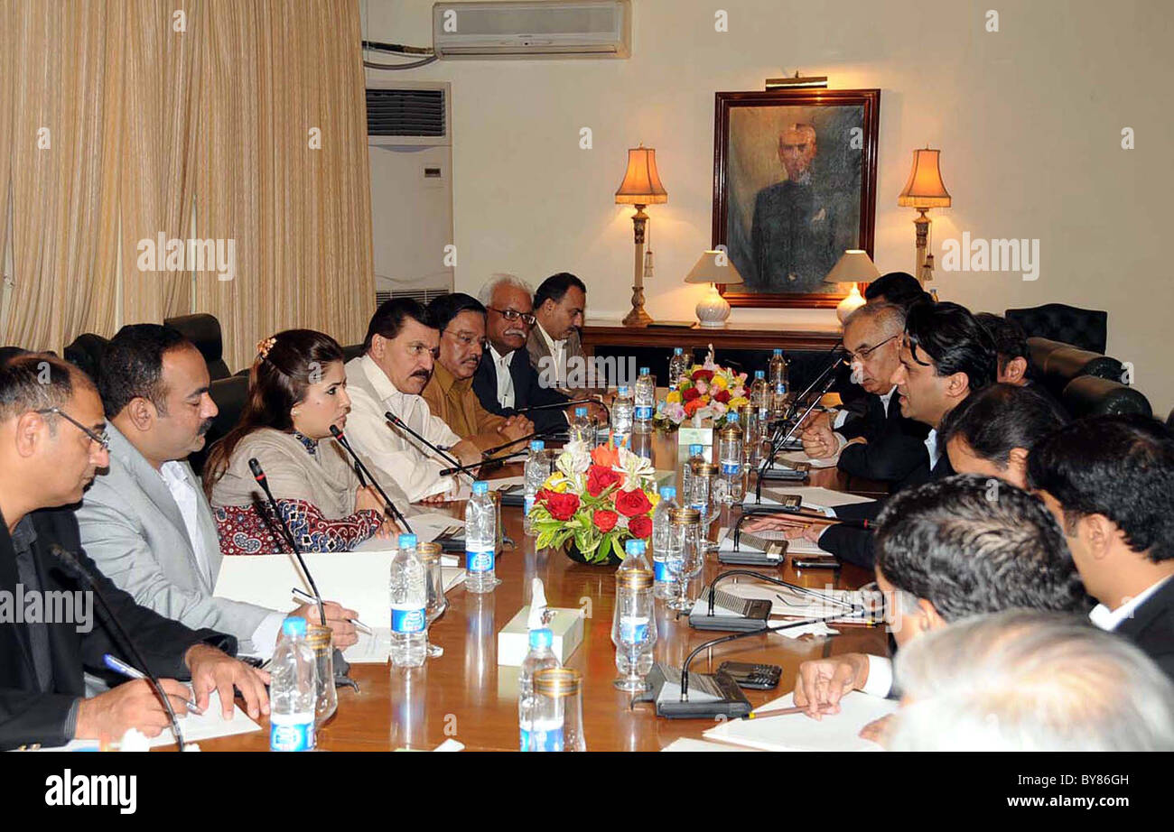 Sindh Power Minister, Shazia Marri presides over a meeting of committee ...