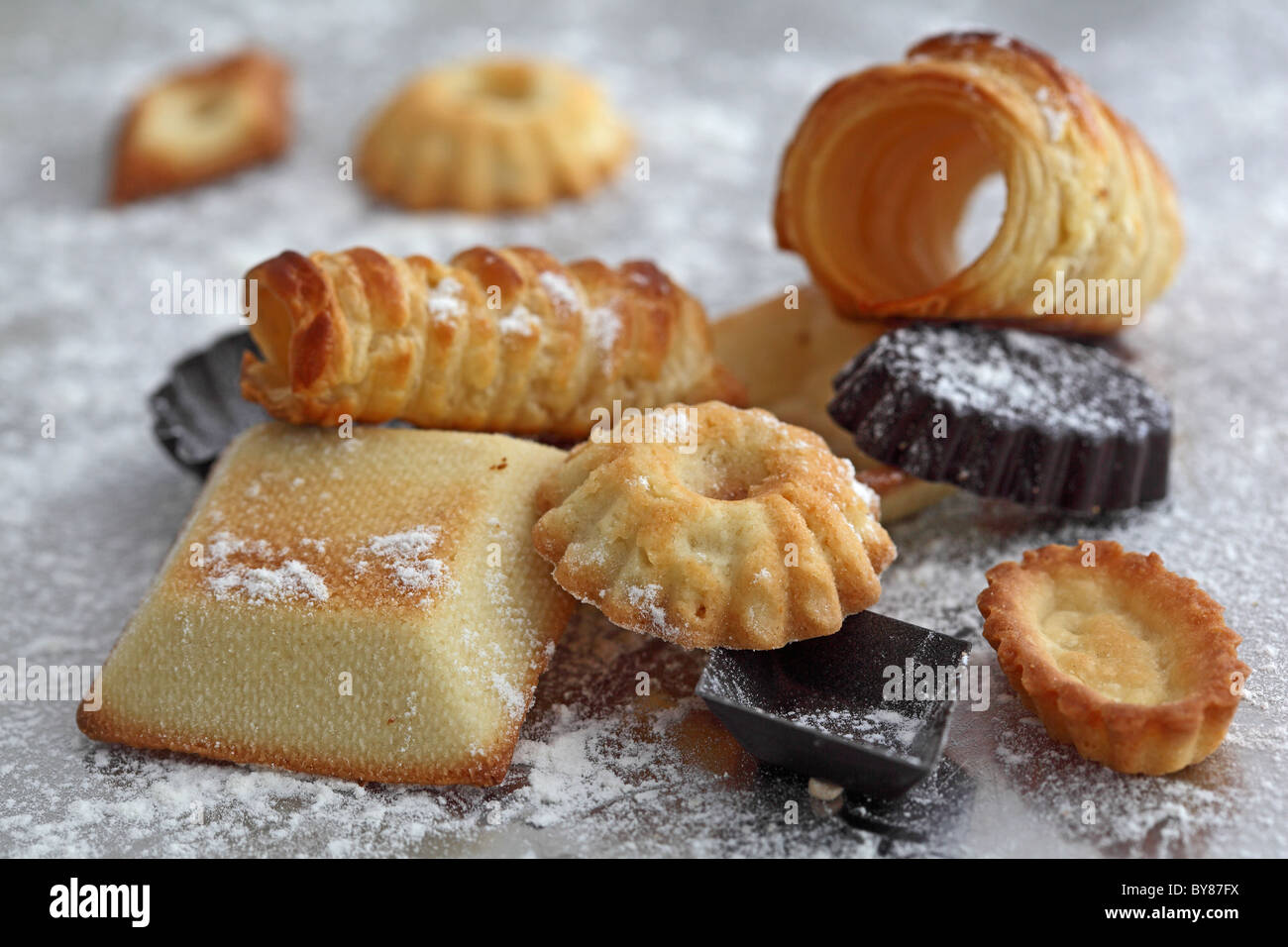 Treat tempting hi-res stock photography and images - Alamy