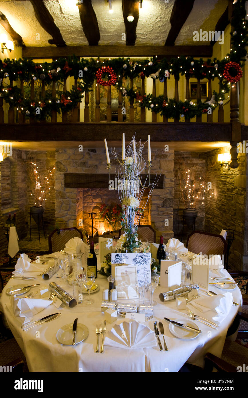 Dining table at Budock Vean Hotel Cornwall Stock Photo - Alamy
