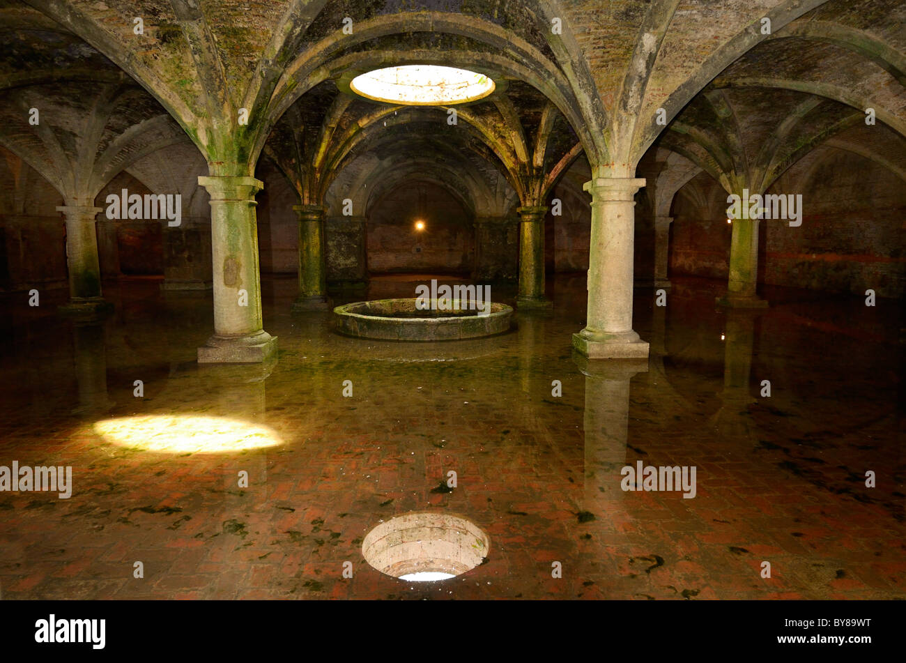 Vaulted armoury and skylight in underground Portuguese cistern with ...