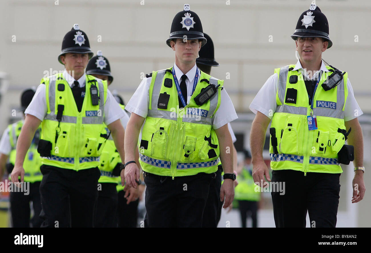 To come to england police hi-res stock photography and images - Alamy