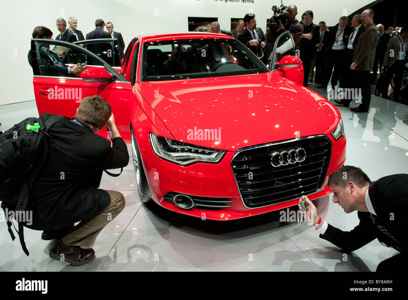 R6 hi-res stock photography and images - Alamy