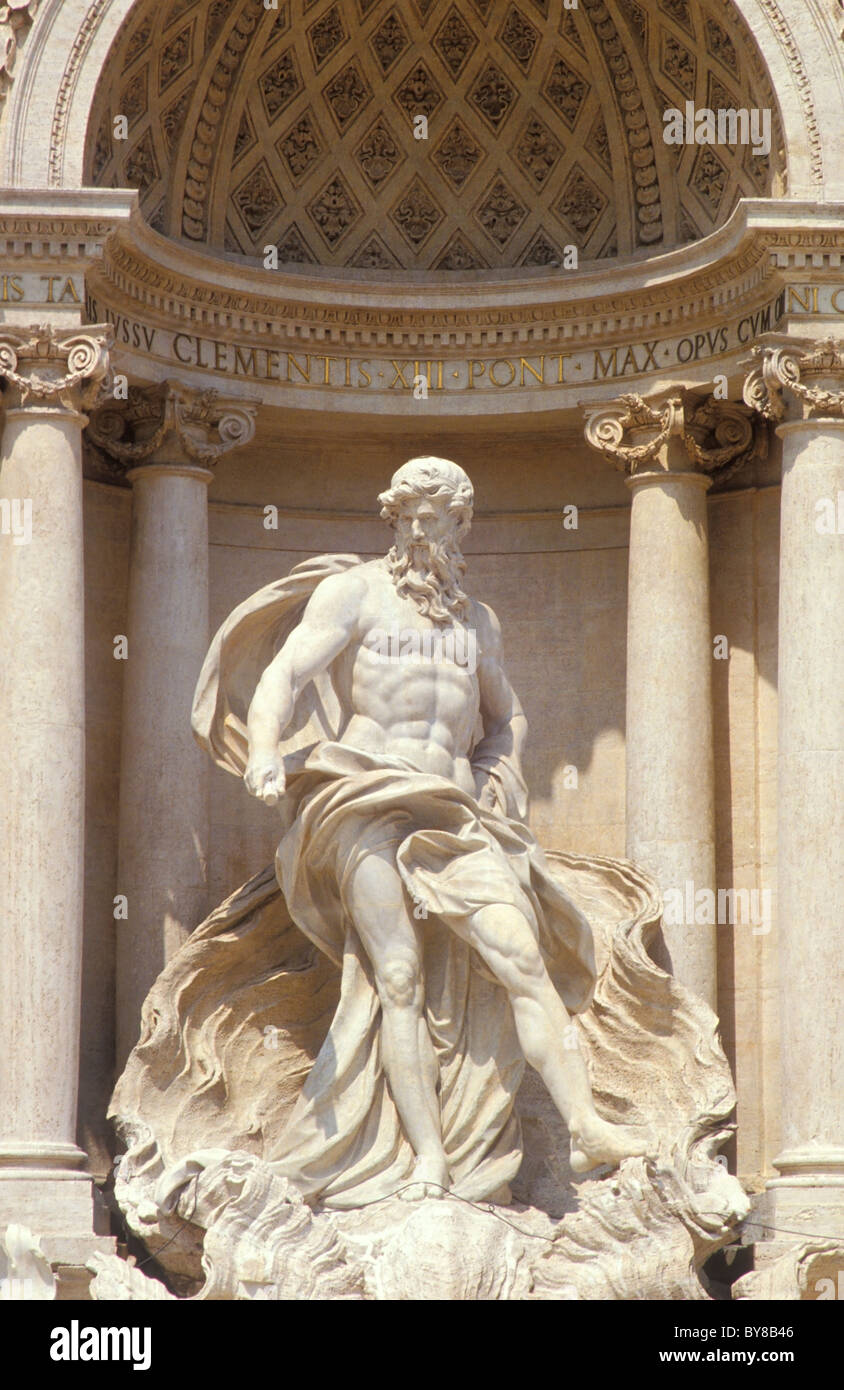 OCEANUS, TREVI FOUNTAIN, FONTANA DI TREVI, ROME, ITALY Stock Photo - Alamy