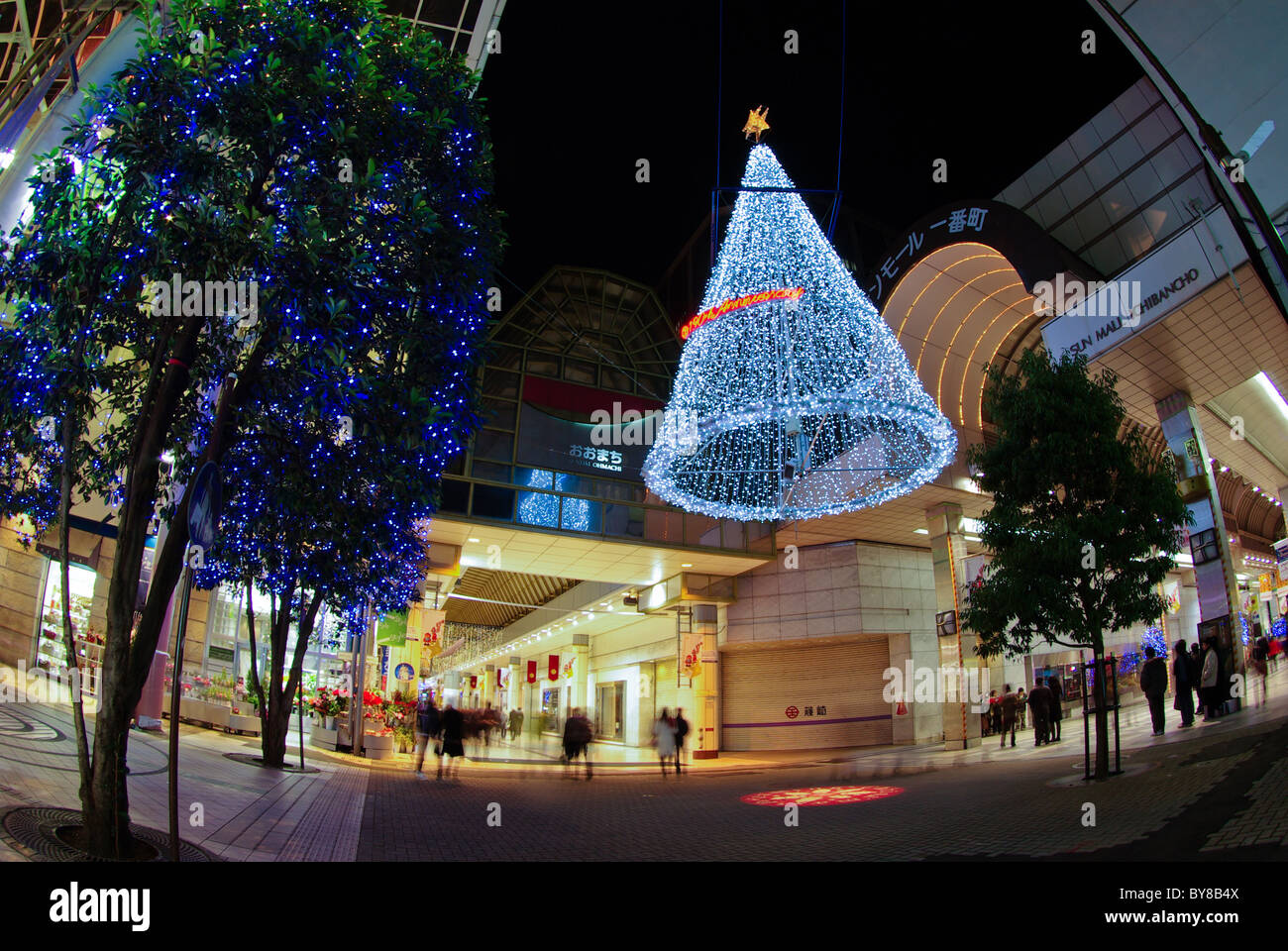 Sendai Ohmachi Shopping Street illuminated for Christmas, Sendai ...