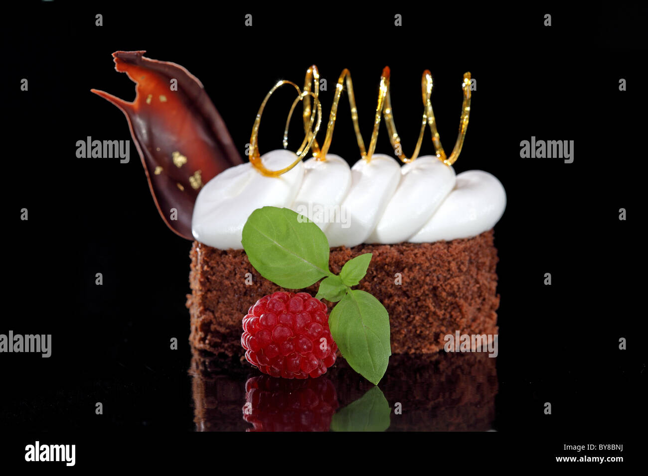 Cub Cake High Resolution Stock Photography and Images - Alamy