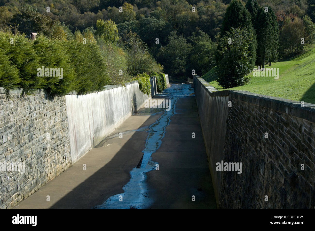 reservoir drainage channel Stock Photo - Alamy