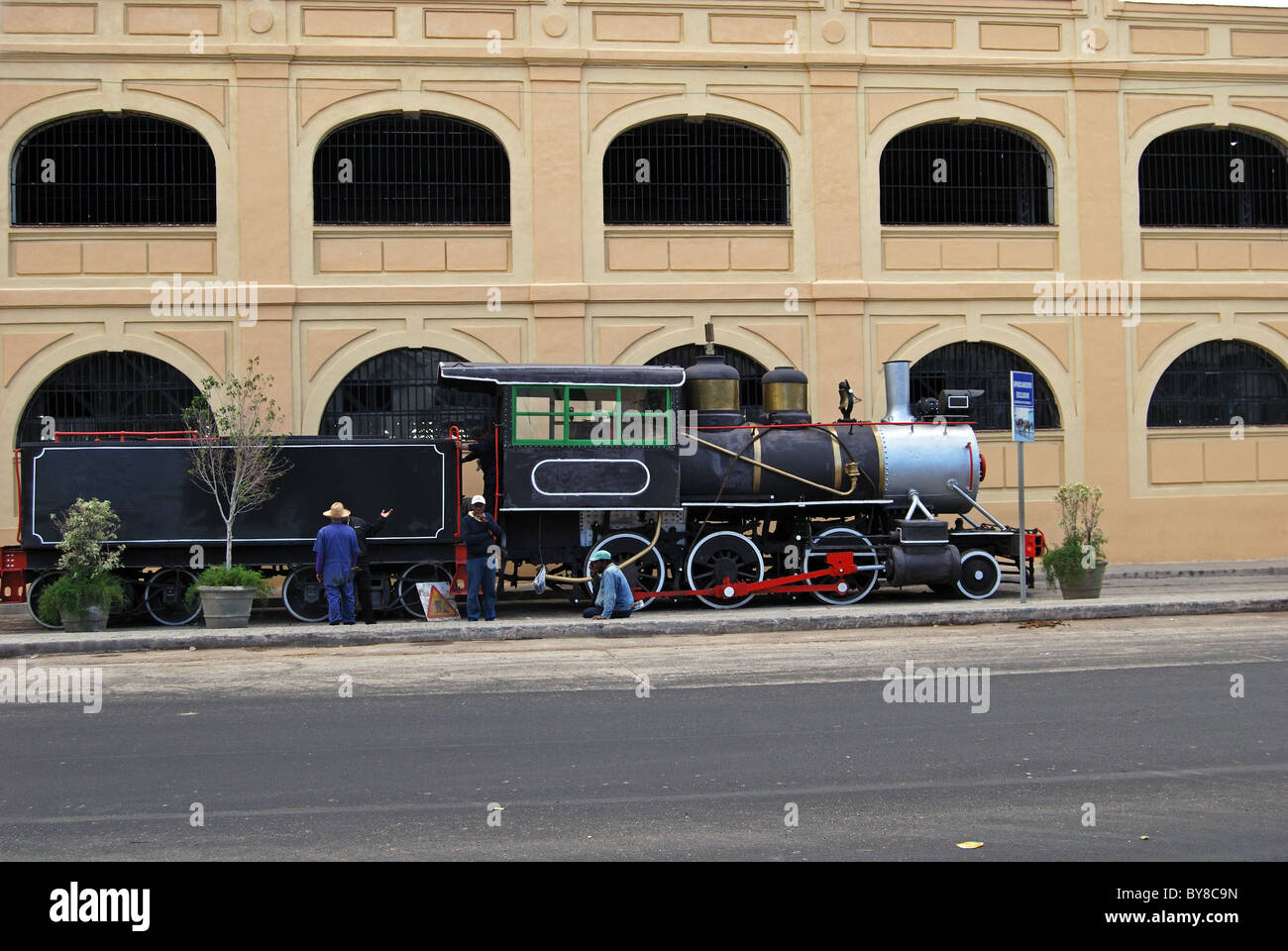 Cuban steam locomotive hi-res stock photography and images - Alamy