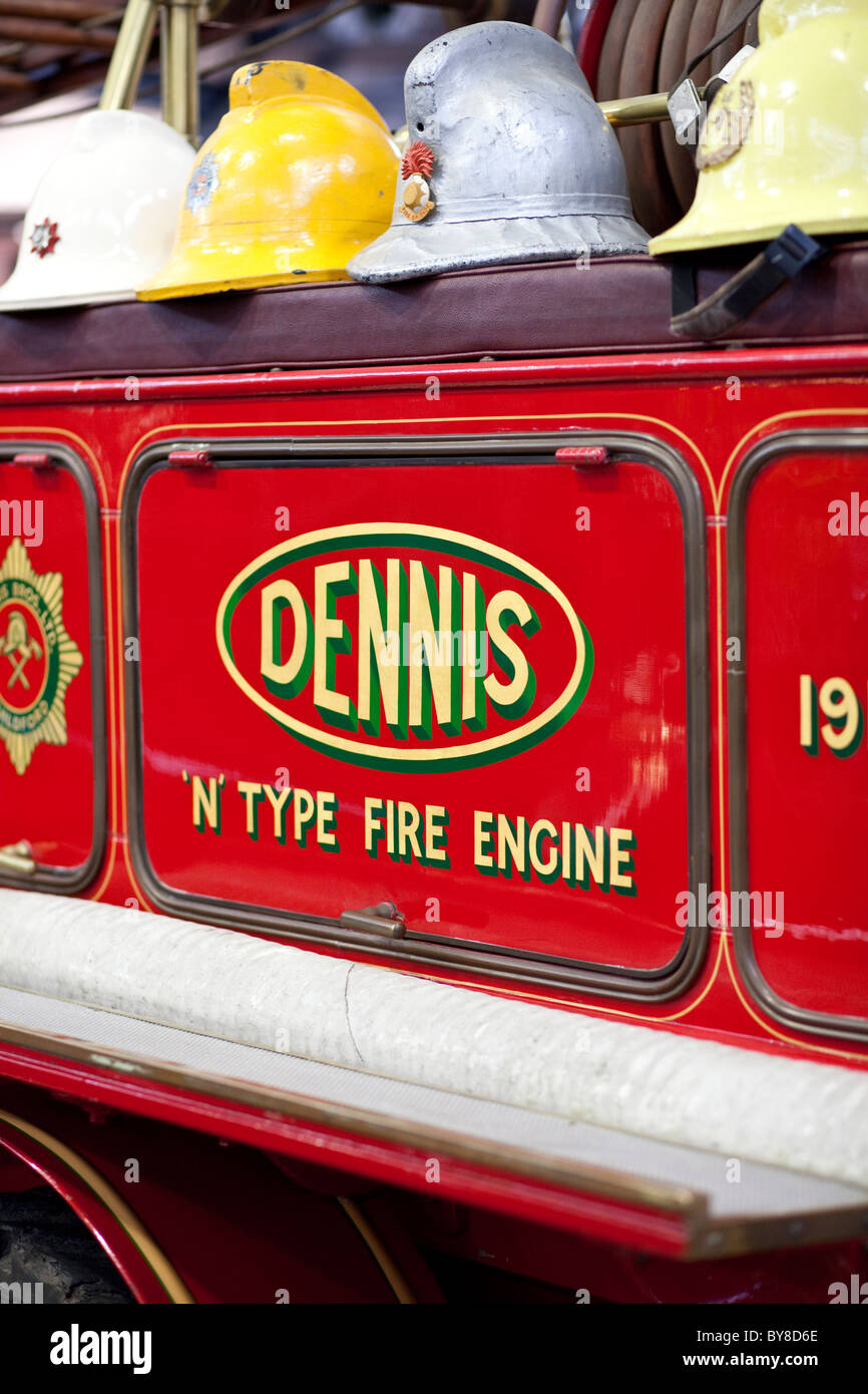 Dennis fire engine 1914 hi-res stock photography and images - Alamy