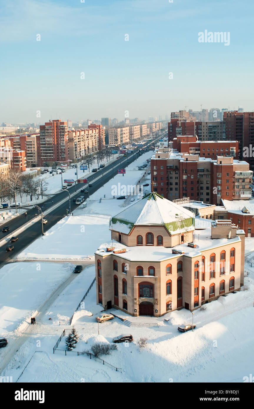 Leninsky avenue. Winter time. Russian city Saint-Petersburg, Russia ...