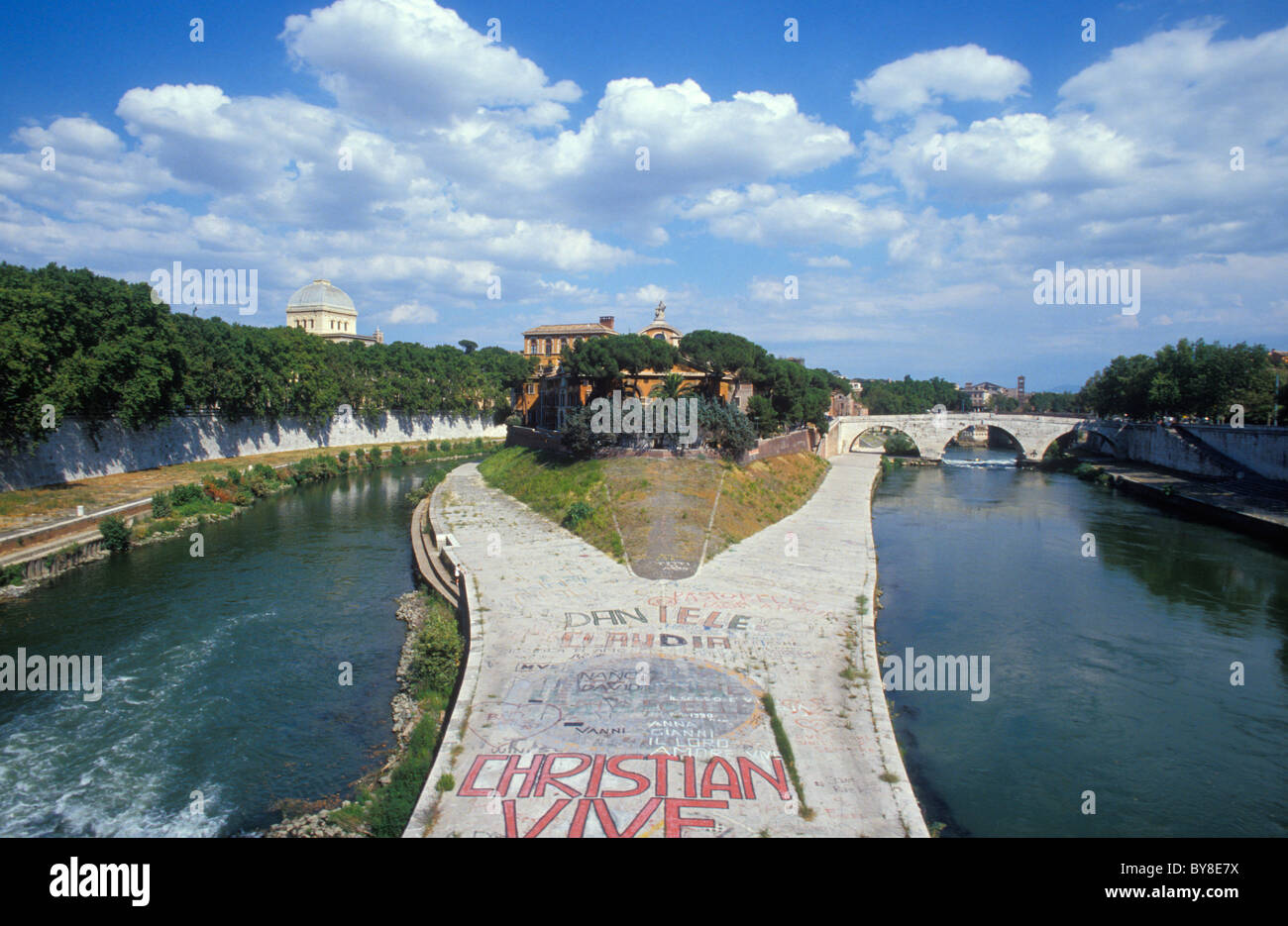 TIBER ISLAND, TIBER RIVER, ROME, ITALY Stock Photo - Alamy