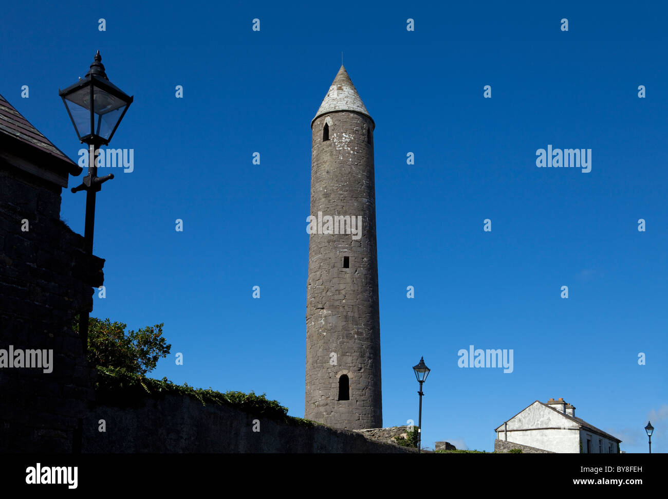 12th century tower hi-res stock photography and images - Alamy