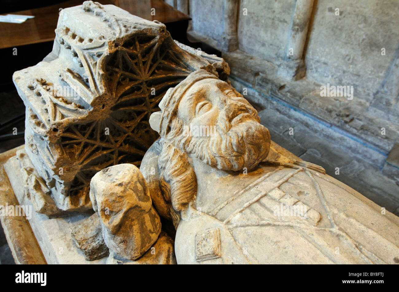 The tomb of King Athelstan in Malmesbury Abbey Stock Photo - Alamy The tomb of King Athelstan in Malmesbury Abbey Stock Photo - Alamy