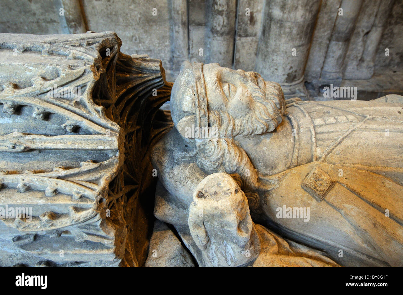 The tomb of King Athelstan in Malmesbury Abbey Stock Photo - Alamy The tomb of King Athelstan in Malmesbury Abbey Stock Photo - Alamy