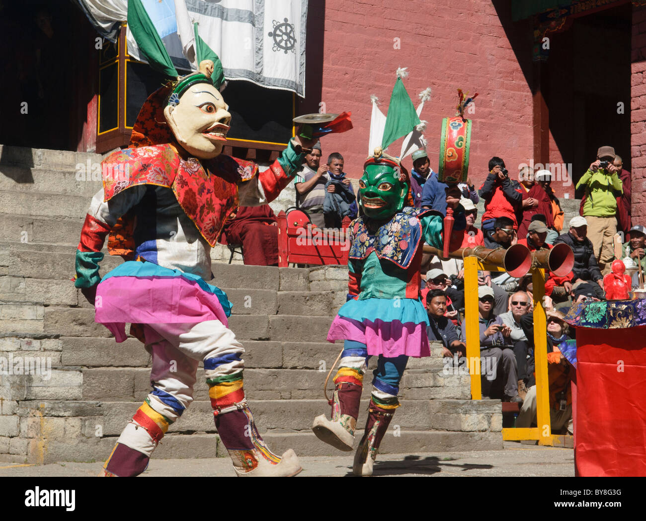 masked monks dancing at the Mani Rimdu Festival at Tengboche Monastery ...