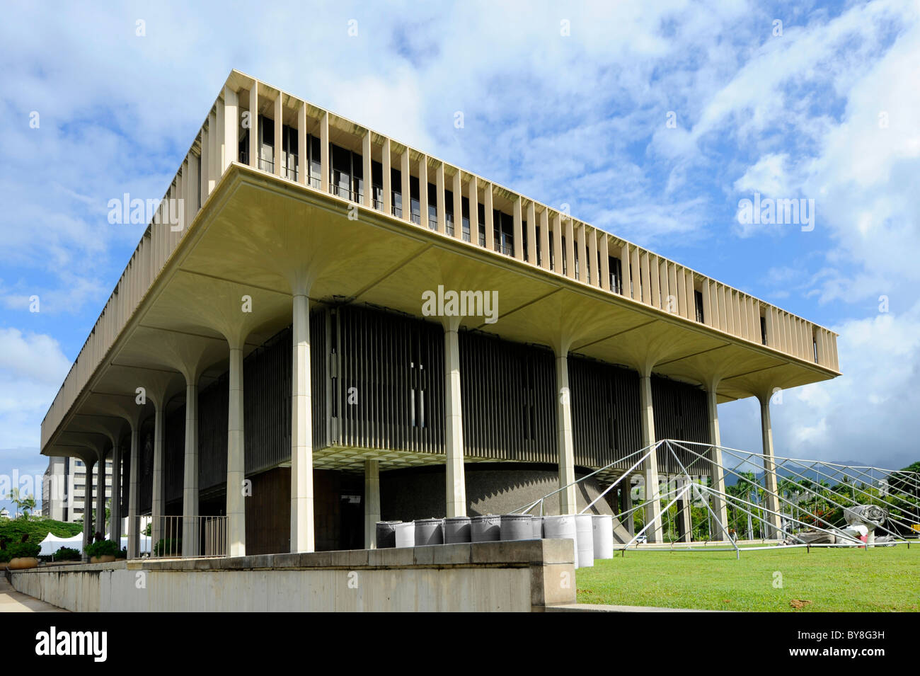 Hawaii State Capitol Building Downtown Honolulu Oahu Pacific Island ...