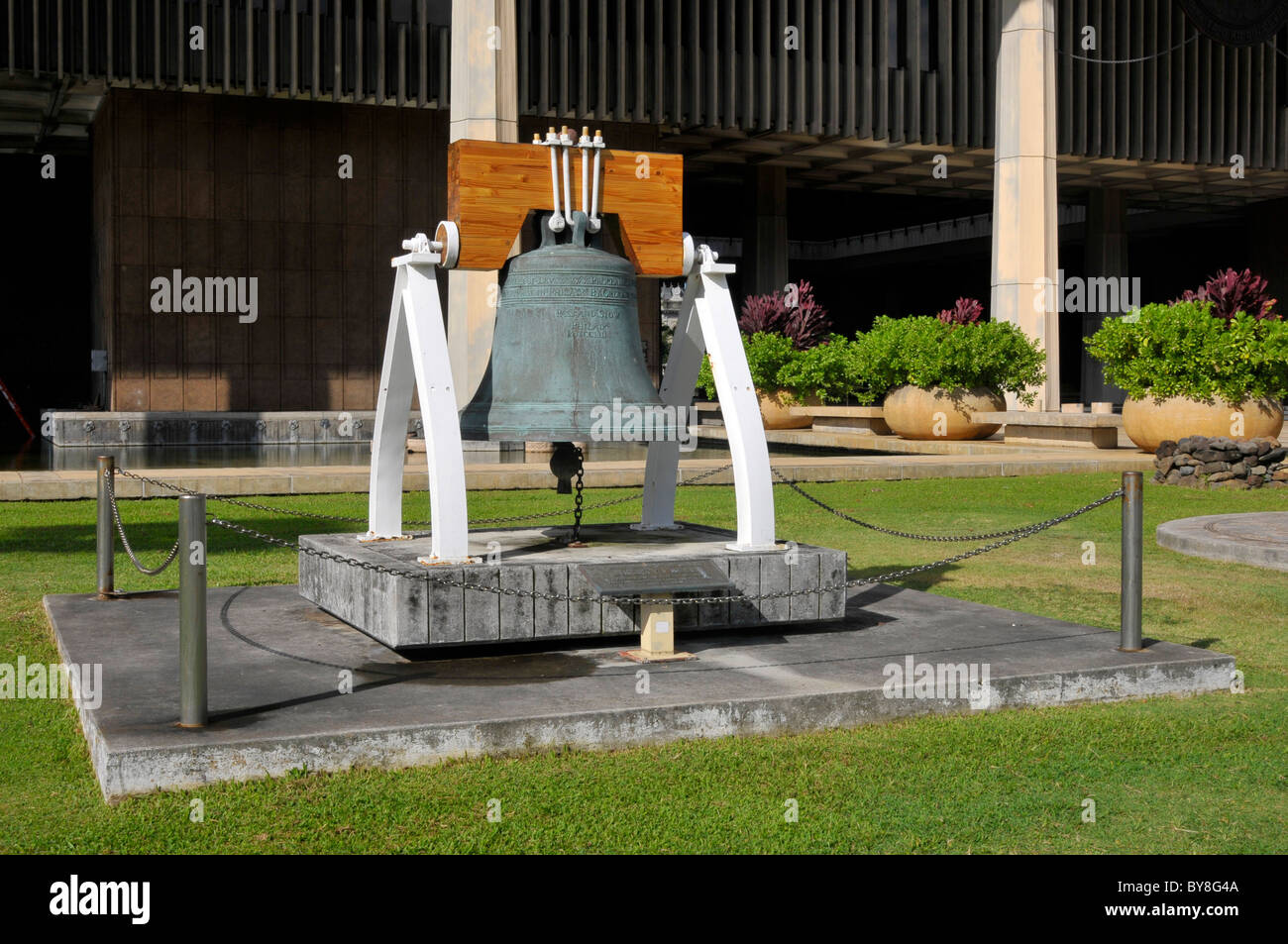 Liberty Bell Replica State Capitol Building Downtown Honolulu Hawaii ...