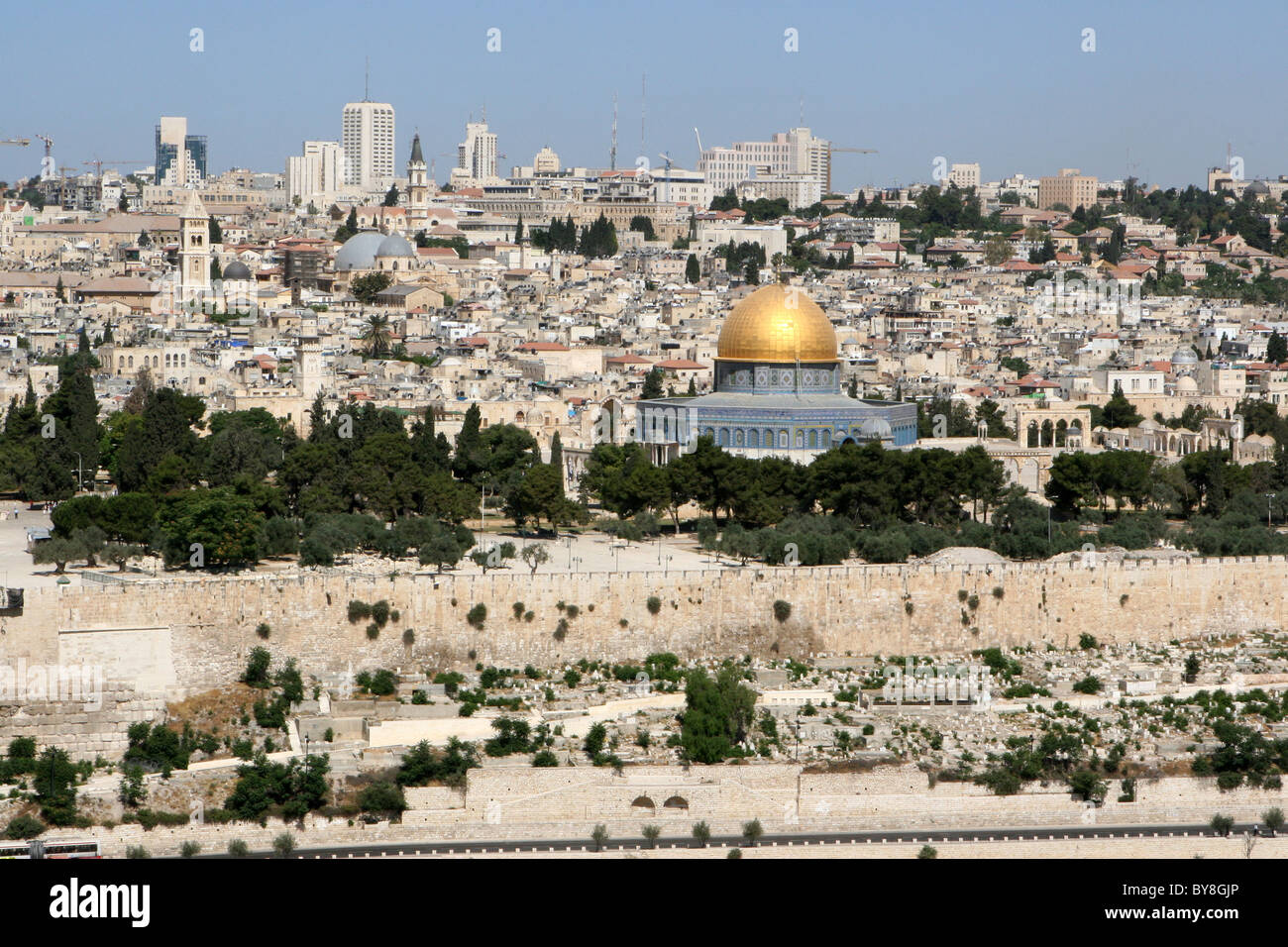 Jerusalem skyline modern hi-res stock photography and images - Alamy