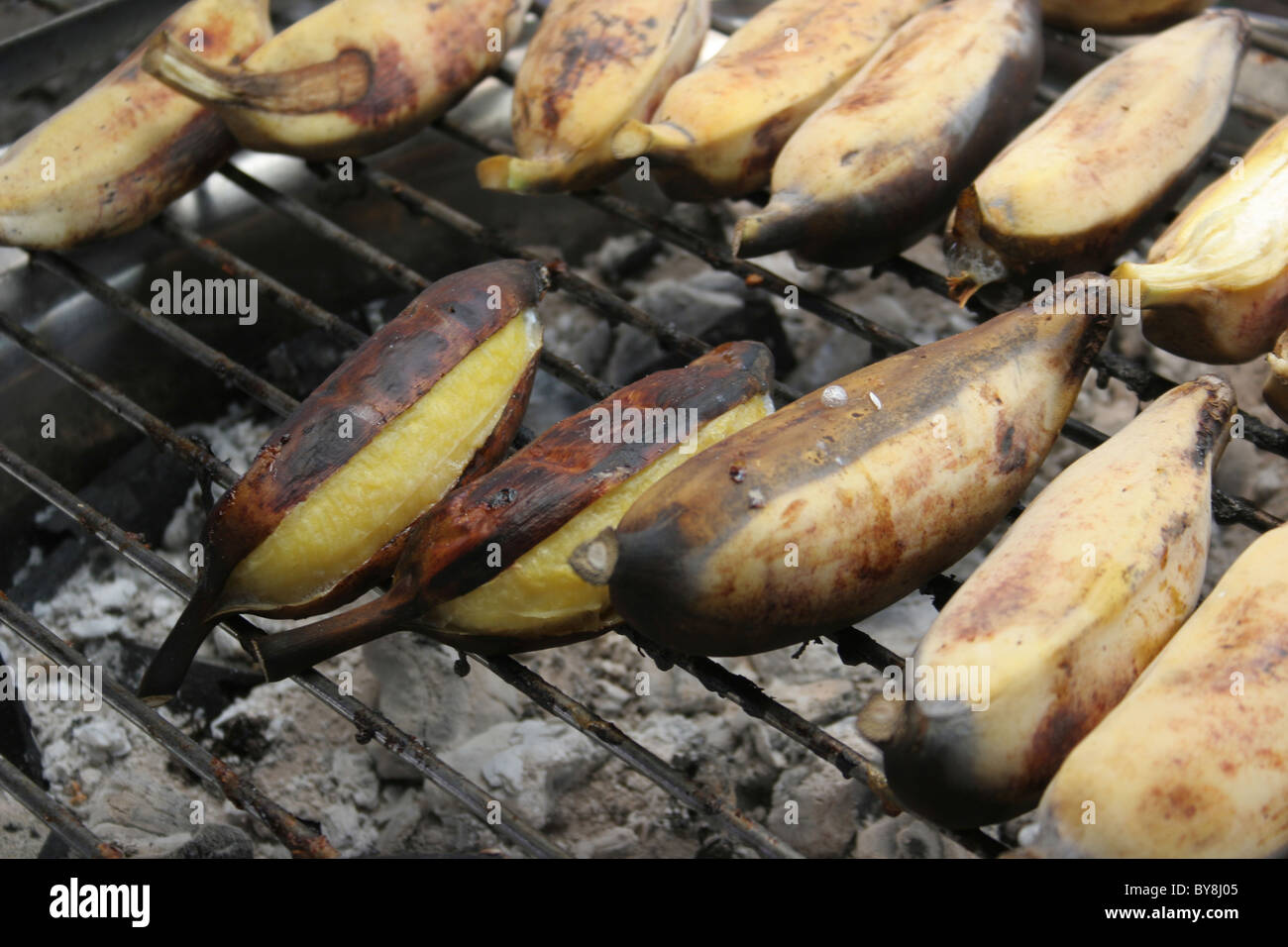 Bbq bananas hi-res stock photography and images - Alamy