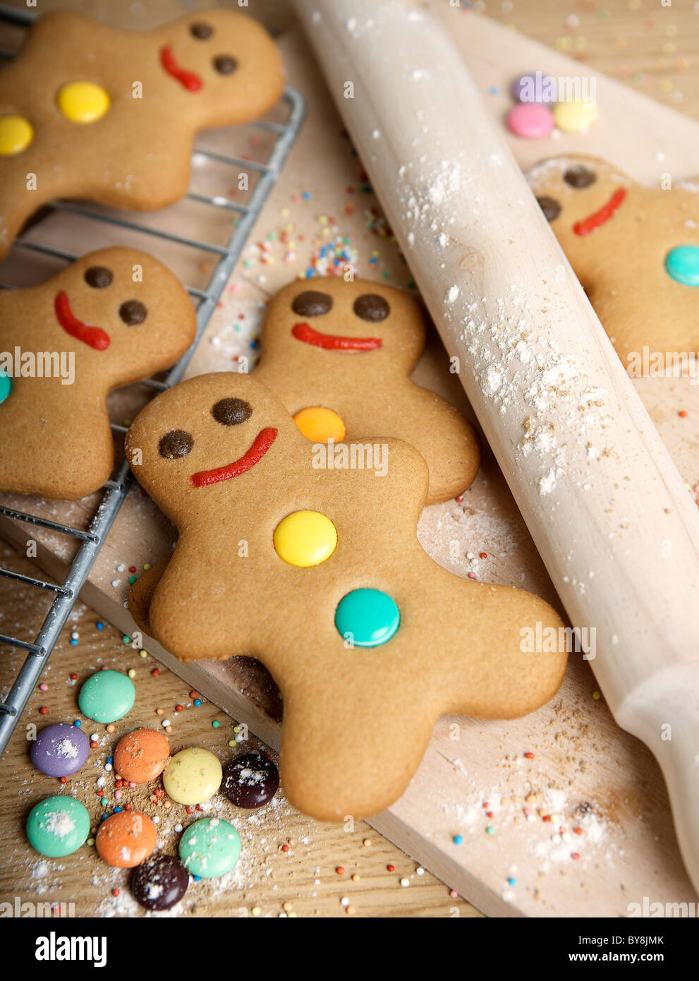 Gingerbread men biscuits Stock Photo - Alamy